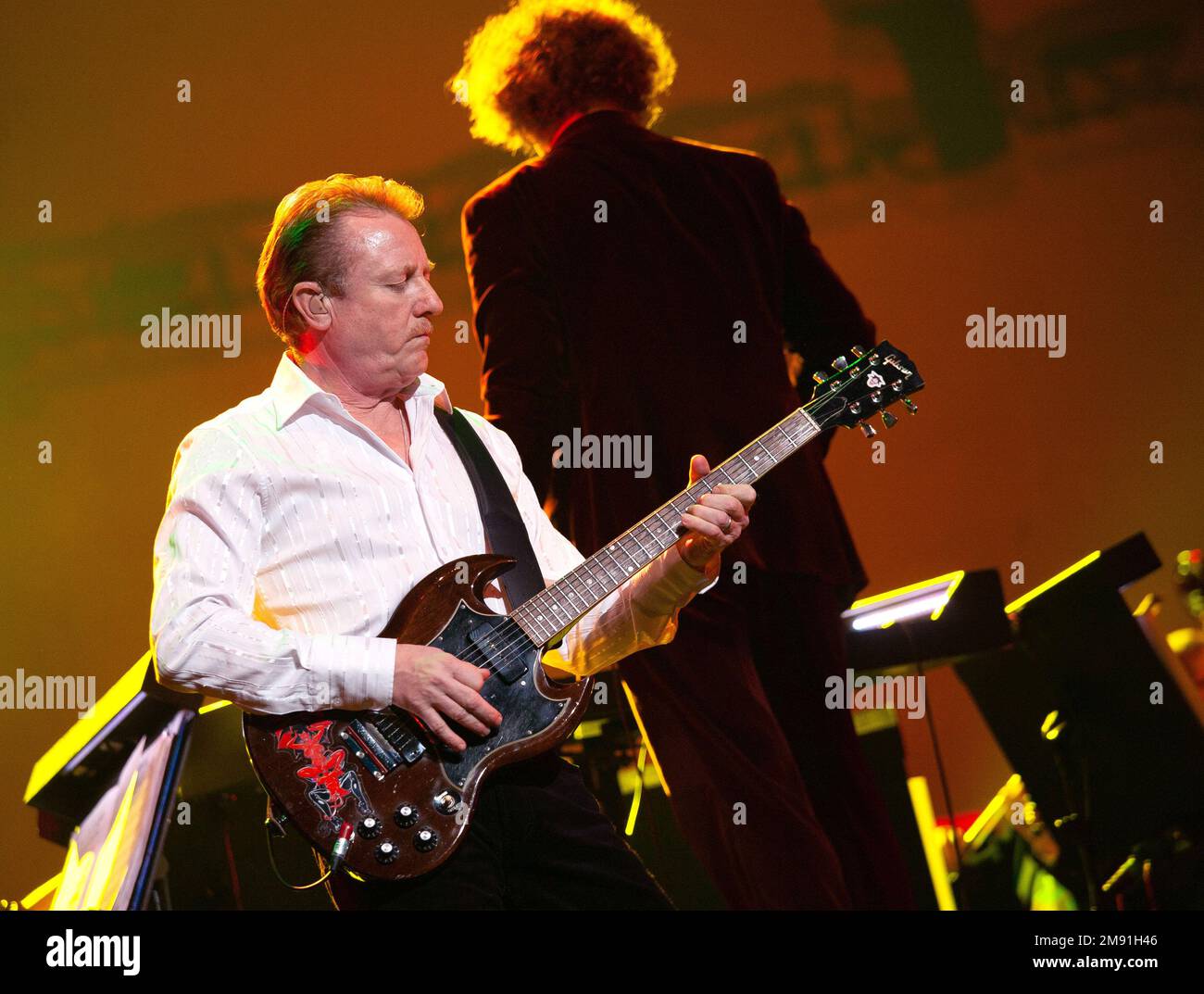 John miles hi-res stock photography and images - Alamy