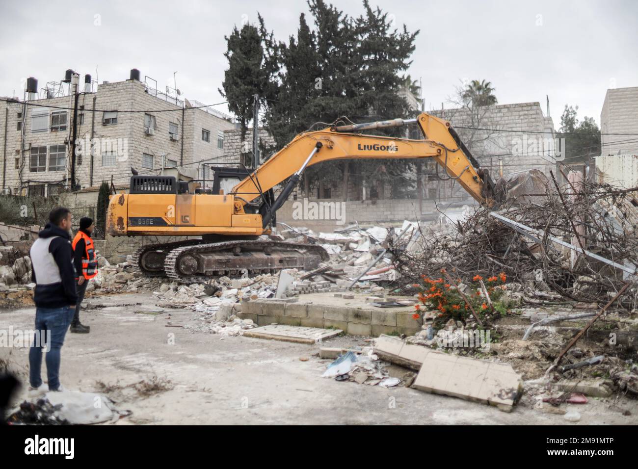 Jerusalem Israel 15th Jan 2023 A Heavy Bulldozer Demolishes What