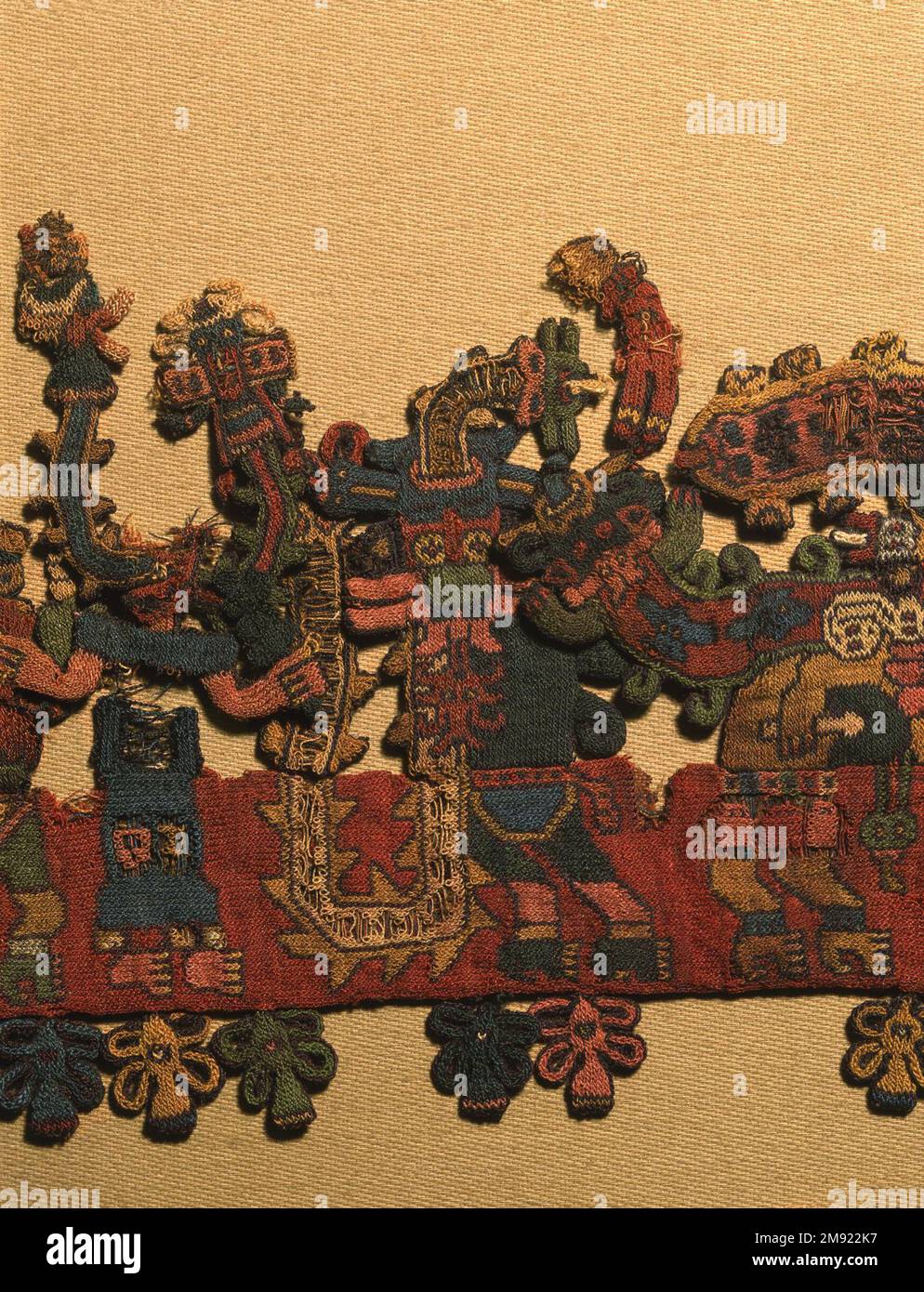 Mantle ("The Paracas Textile") Nasca. Mantle ("The Paracas Textile ...