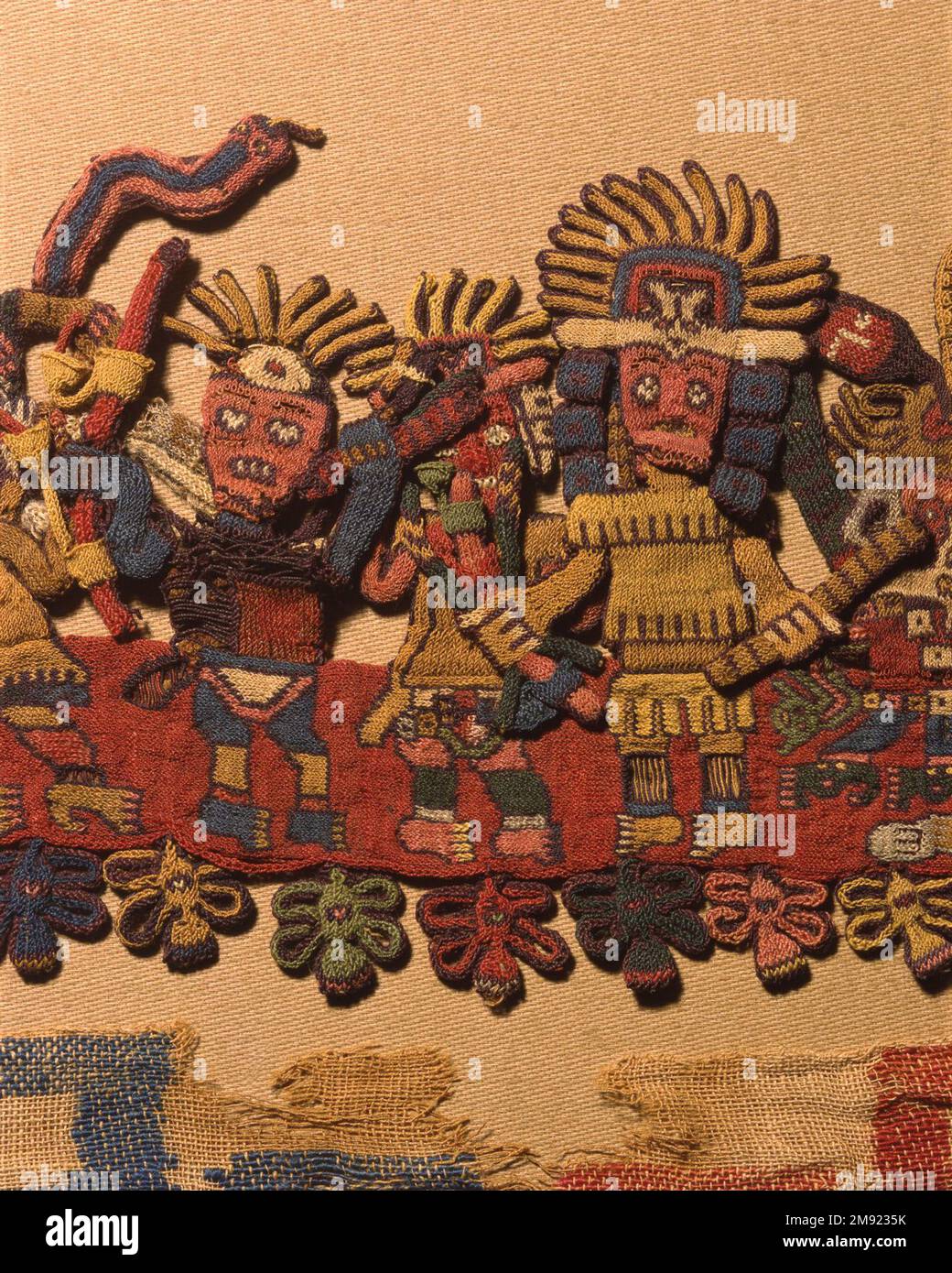 Paracas textile hi-res stock photography and images - Alamy