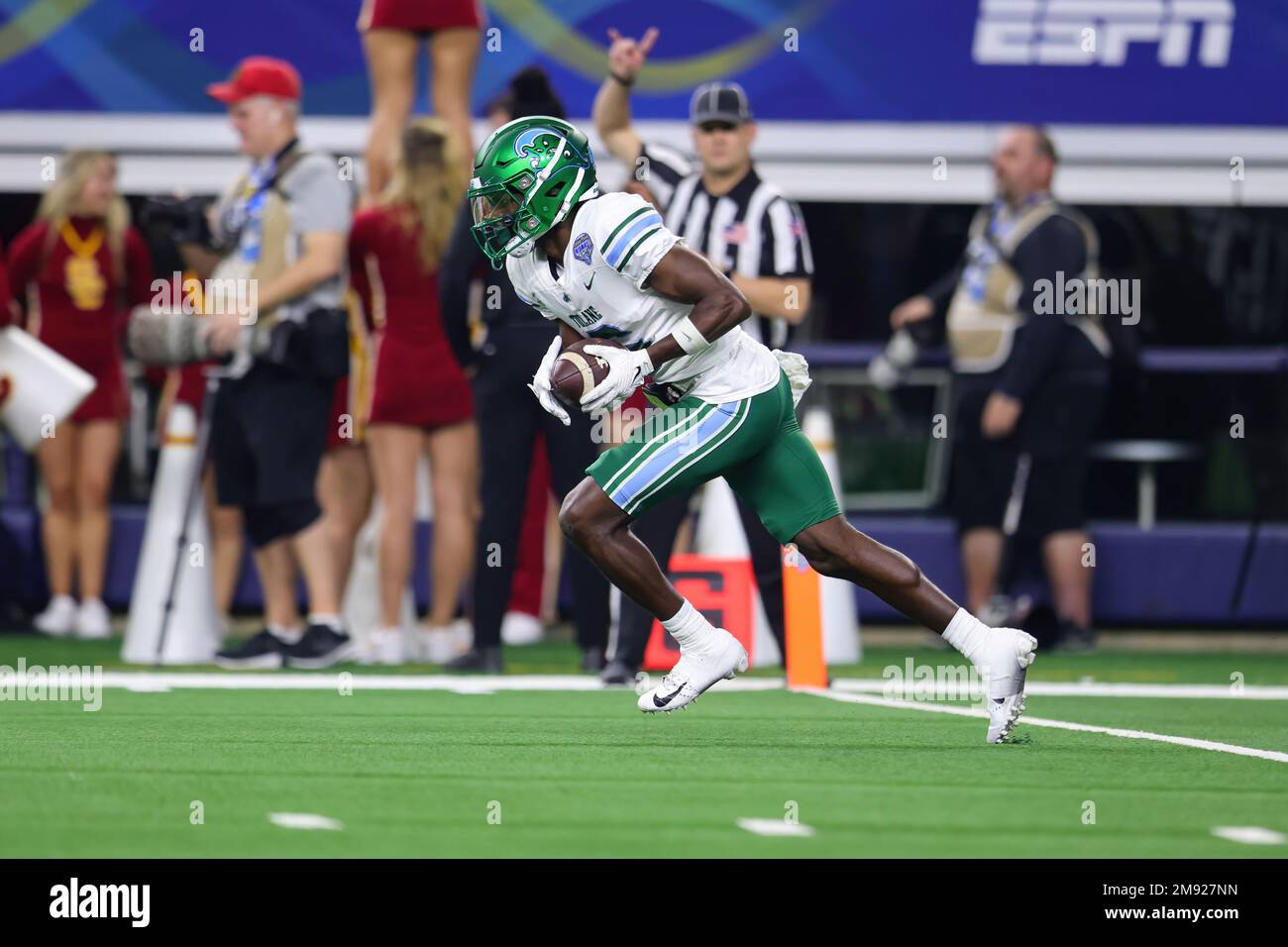 Tulane Green Wave wide receiver Lawrence Keys III (6) returns a kickoff ...