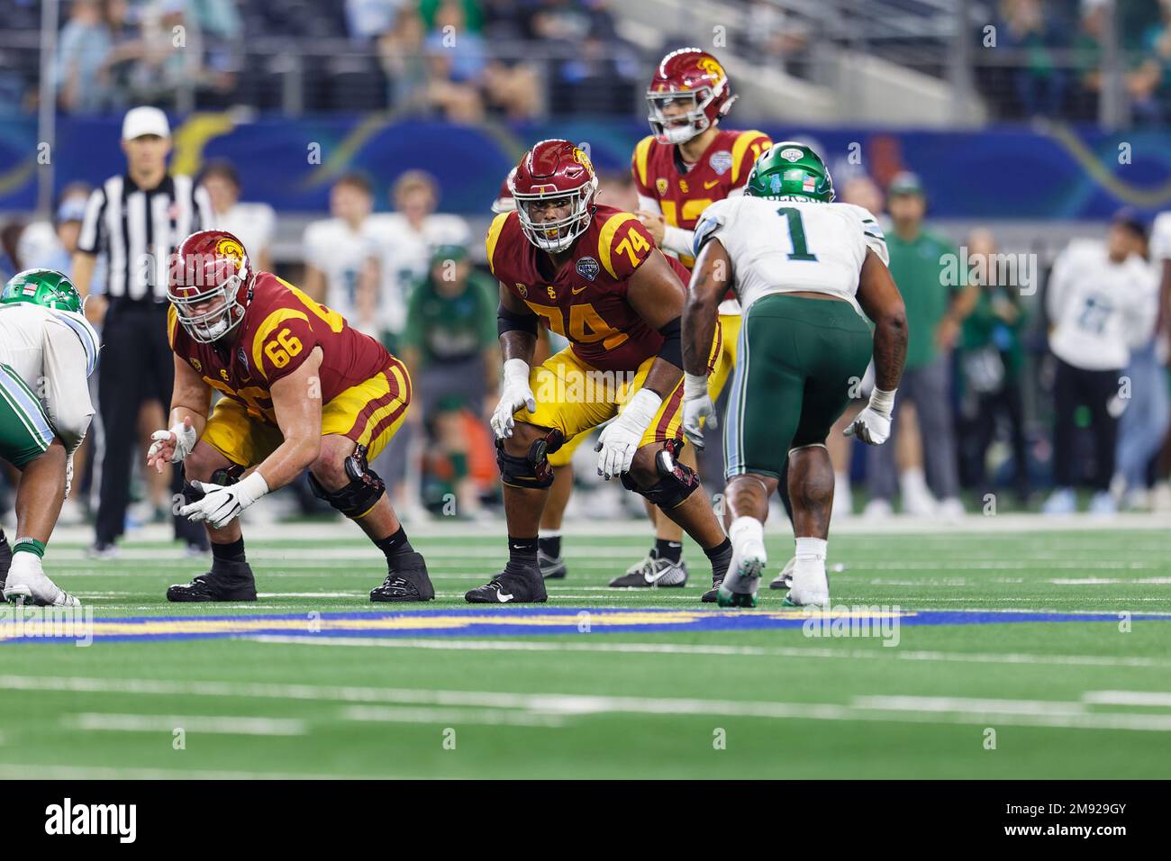 Southern California Trojans offensive lineman Courtland Ford (74 ...