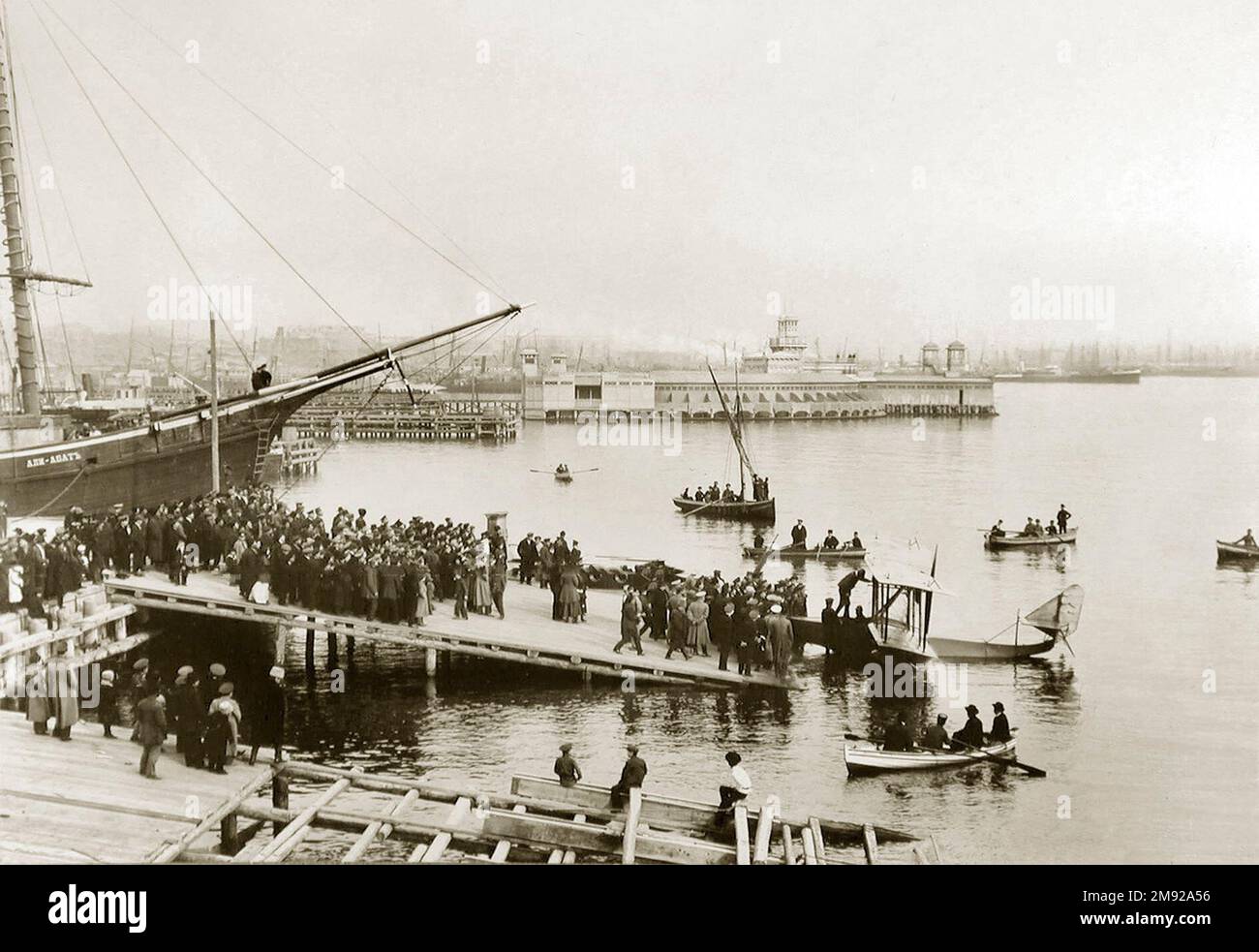 Naval Aviation Officer's School in Baku. Solemn reception at the Old ...