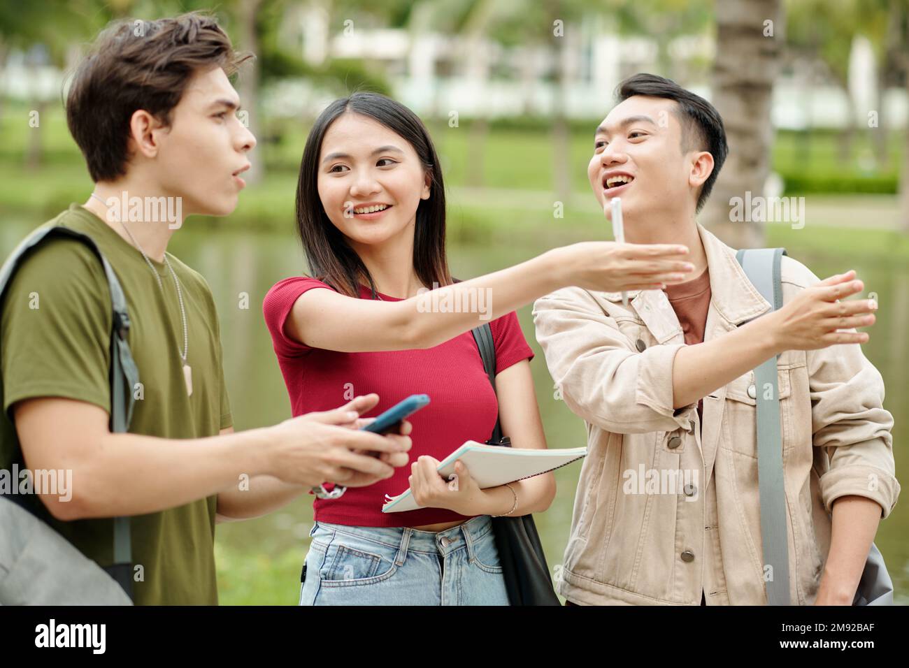 Student lost campus hi-res stock photography and images - Alamy