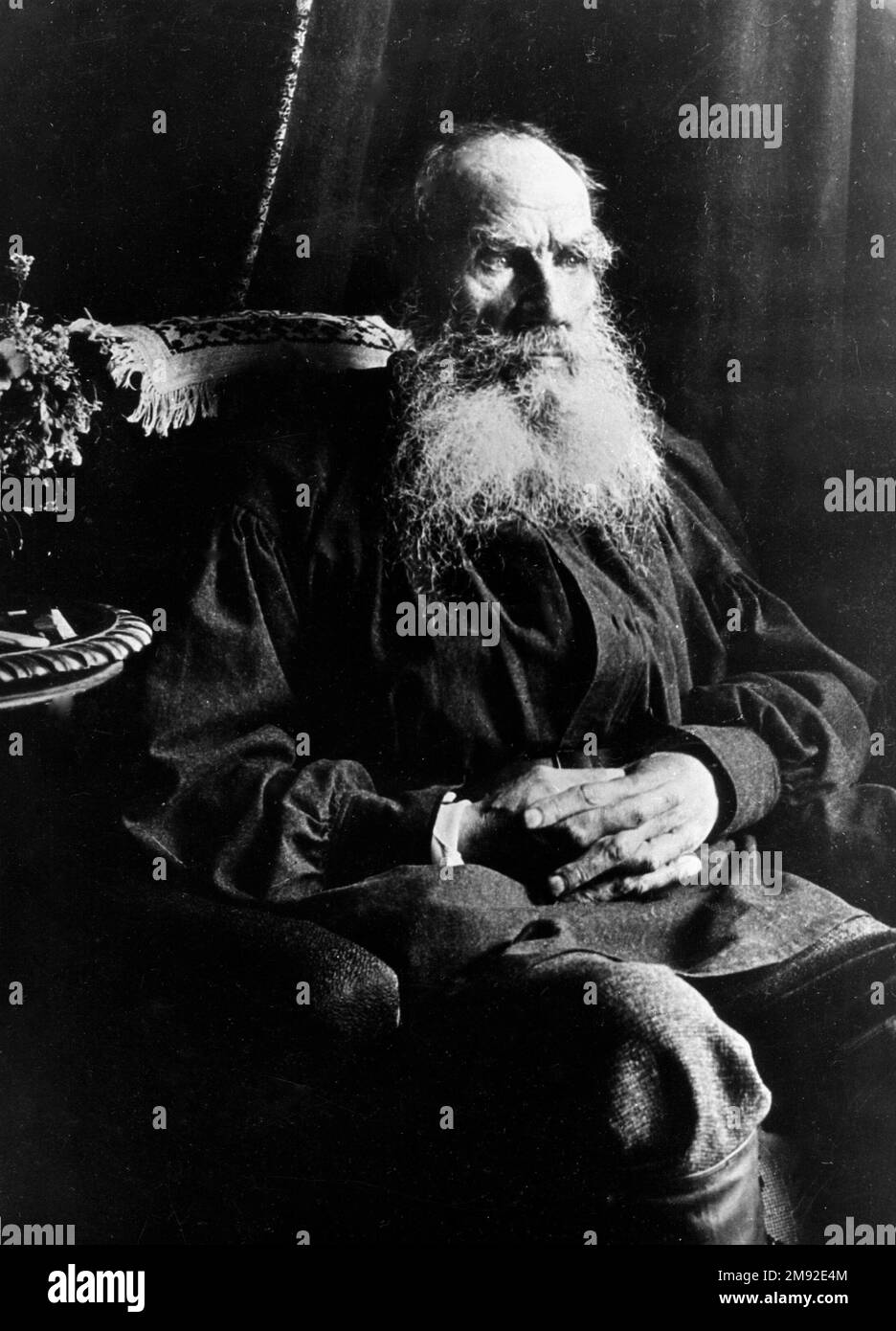 Leo tolstoy in 1910 hi-res stock photography and images - Alamy