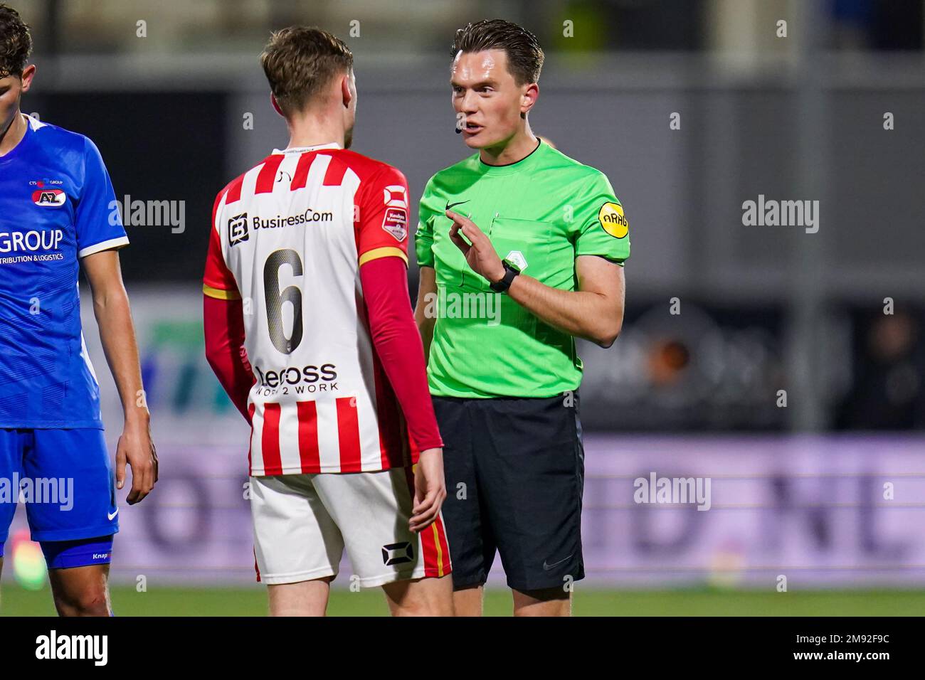 OSS, NETHERLANDS - JANUARY 16: Arthur Allemeersch of TOP Oss, referee ...