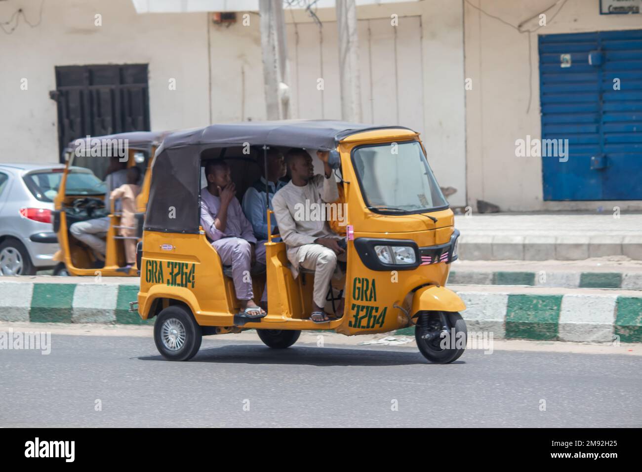 African street and life photography with busy traffic and street ...