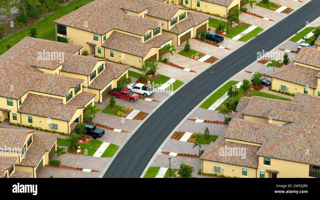 Aerial view of tightly packed homes in Florida closed living clubs ...