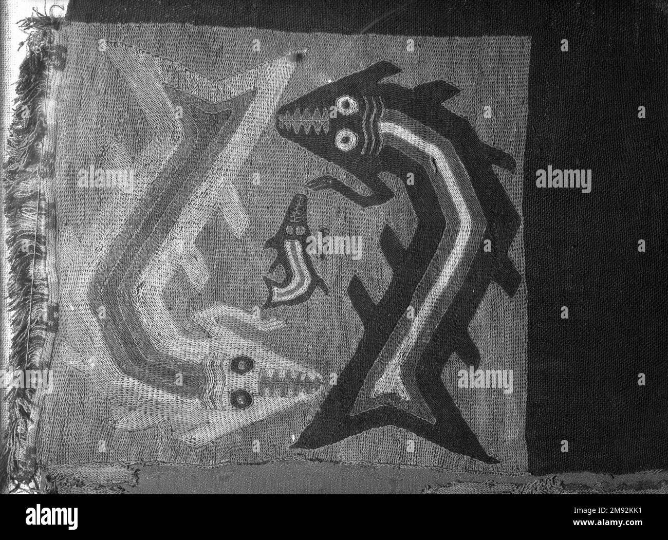 Mantle Nasca. Mantle, 0-100 C.E. Cotton, camelid fiber, textile: 118 1/ ...