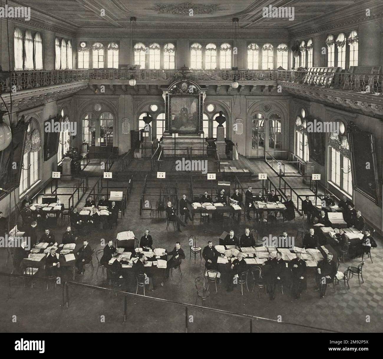 Early 1900s vote counting hi-res stock photography and images - Alamy