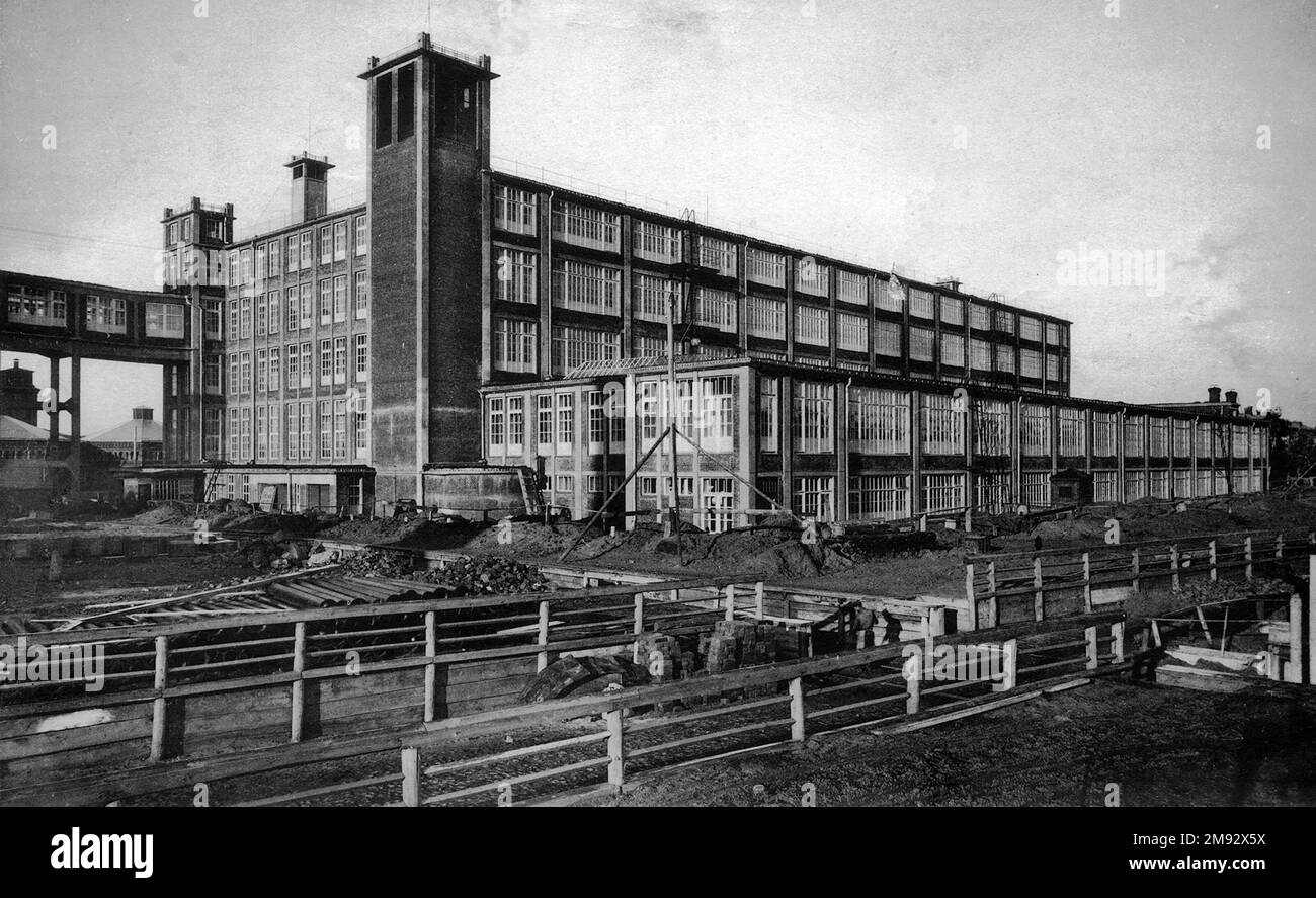 Early 1900s factory Black and White Stock Photos & Images - Alamy