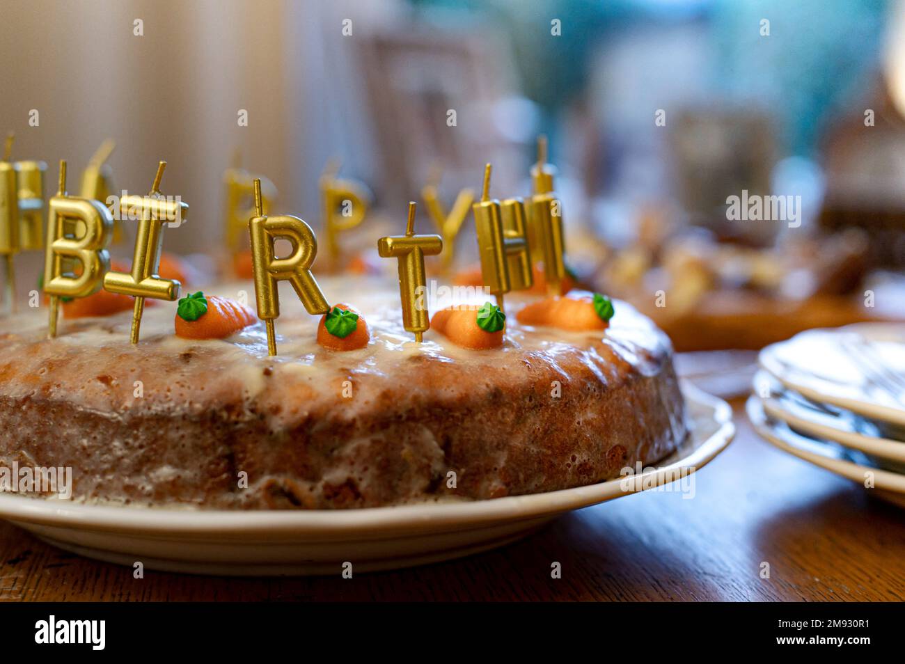 Birthday cake mit candles Stock Photo - Alamy