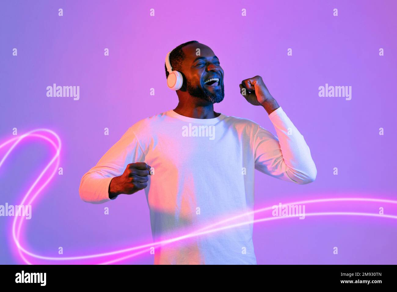 Joyful african american guy hi-res stock photography and images - Alamy