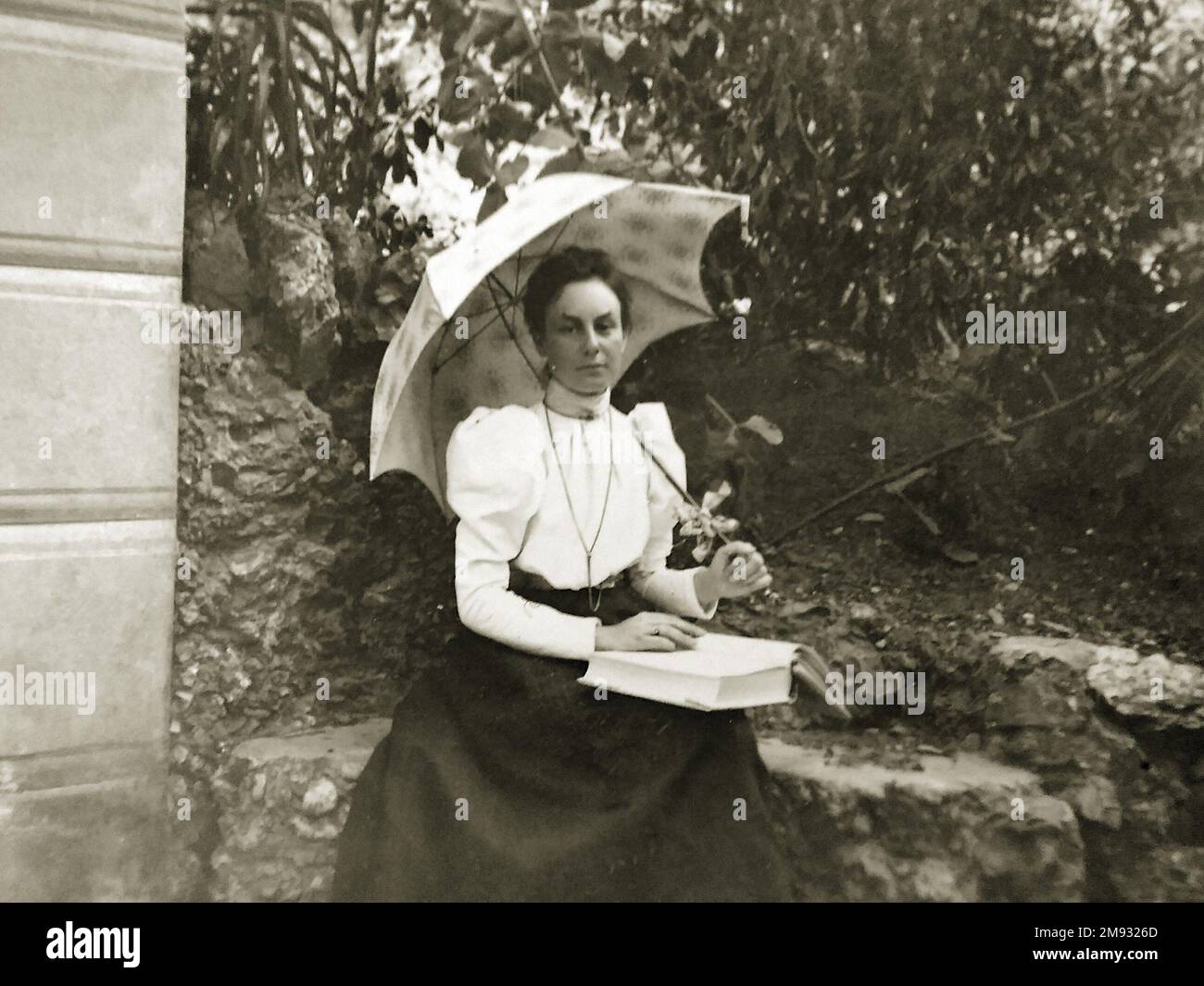 Photograph shows the artist Maria Vladimirovna Sukacheva (nee ...