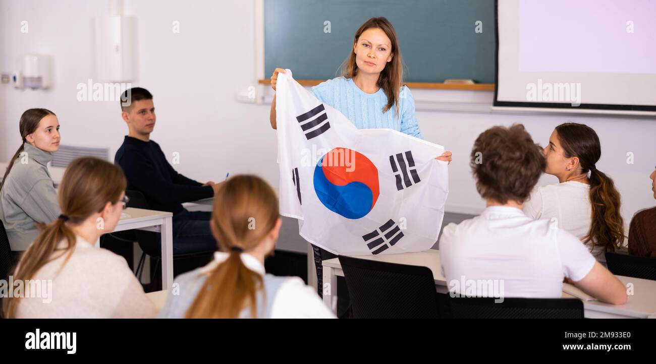 Korea students teen hi-res stock photography and images - Alamy