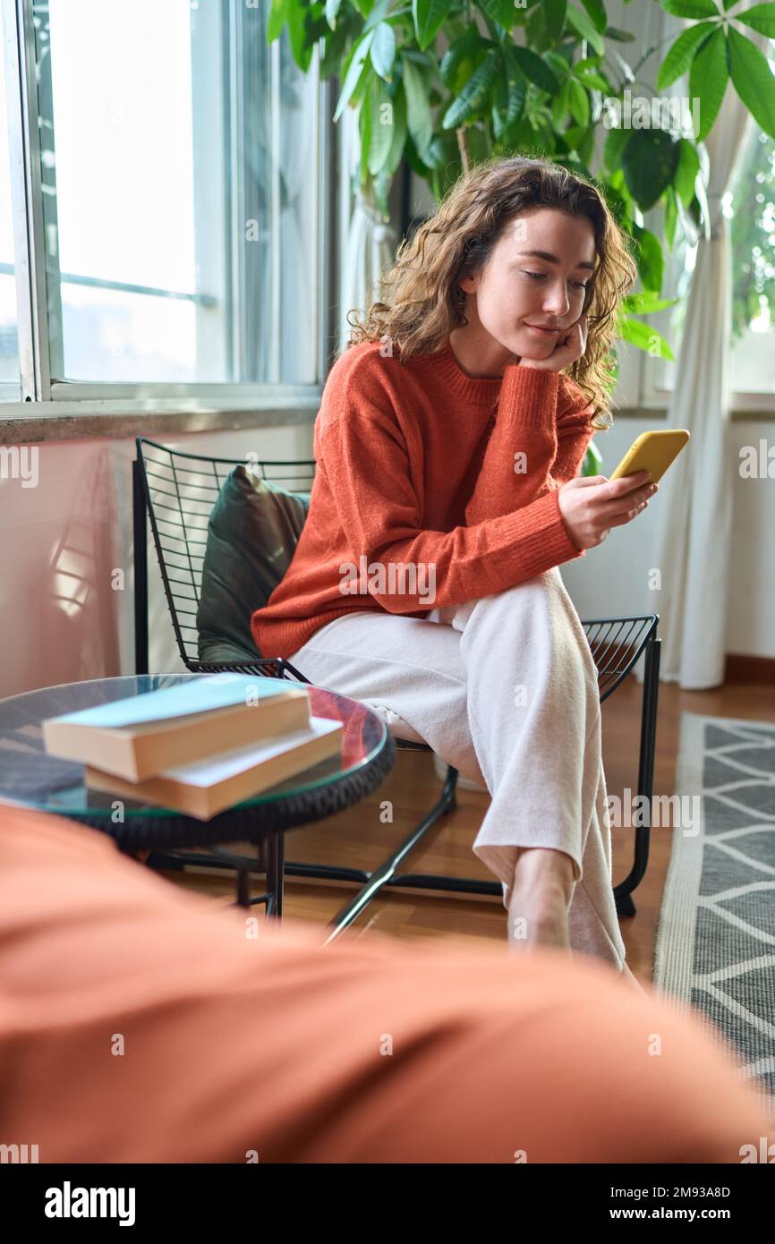 Candid cellphone hi-res stock photography and images - Alamy