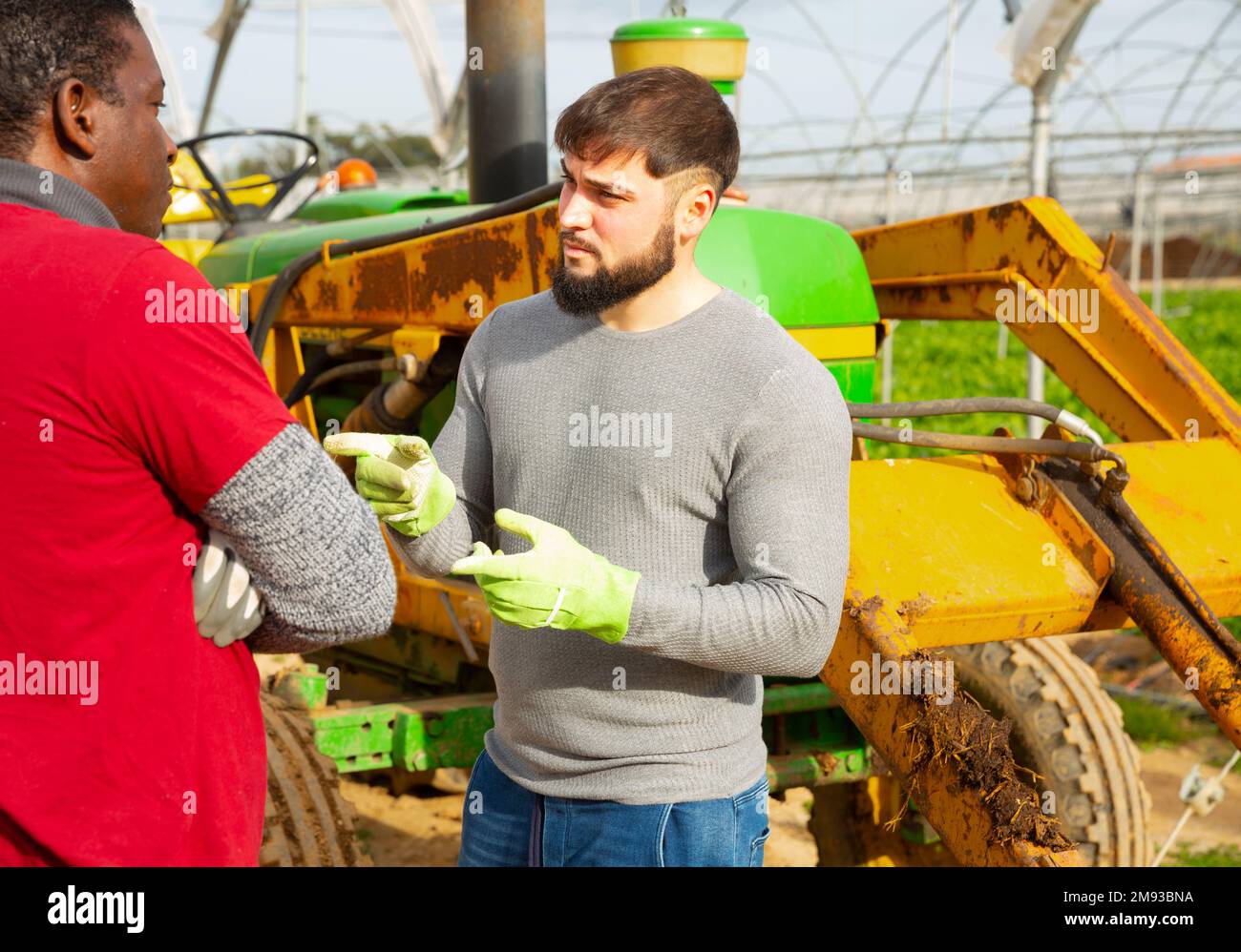 Angry farmers meeting hi-res stock photography and images - Alamy
