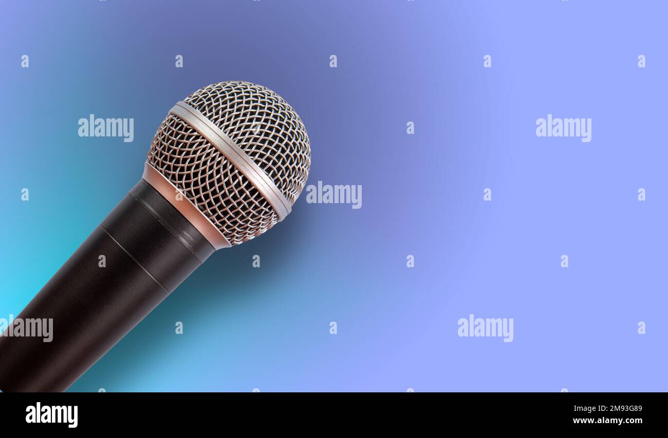 Directional microphone hi-res stock photography and images - Alamy