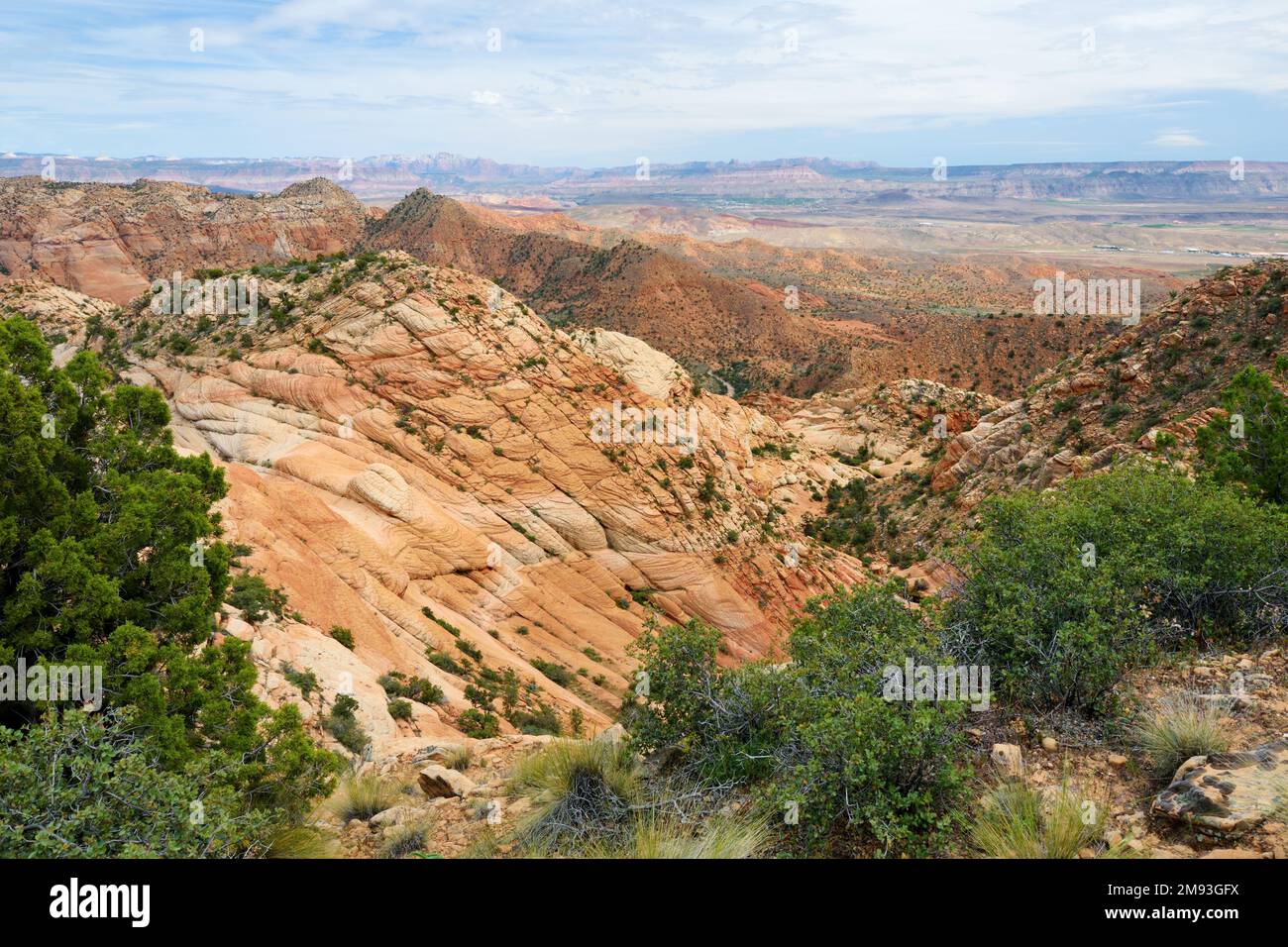 Scenic view of marvelous red and white sandstone formations of Yant ...