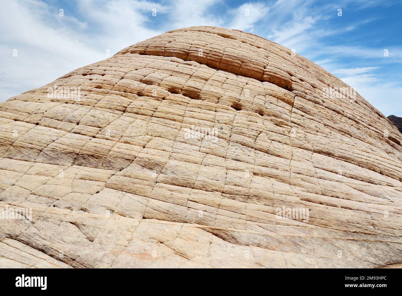Scenic view of marvelous red and white sandstone formations of Yant ...