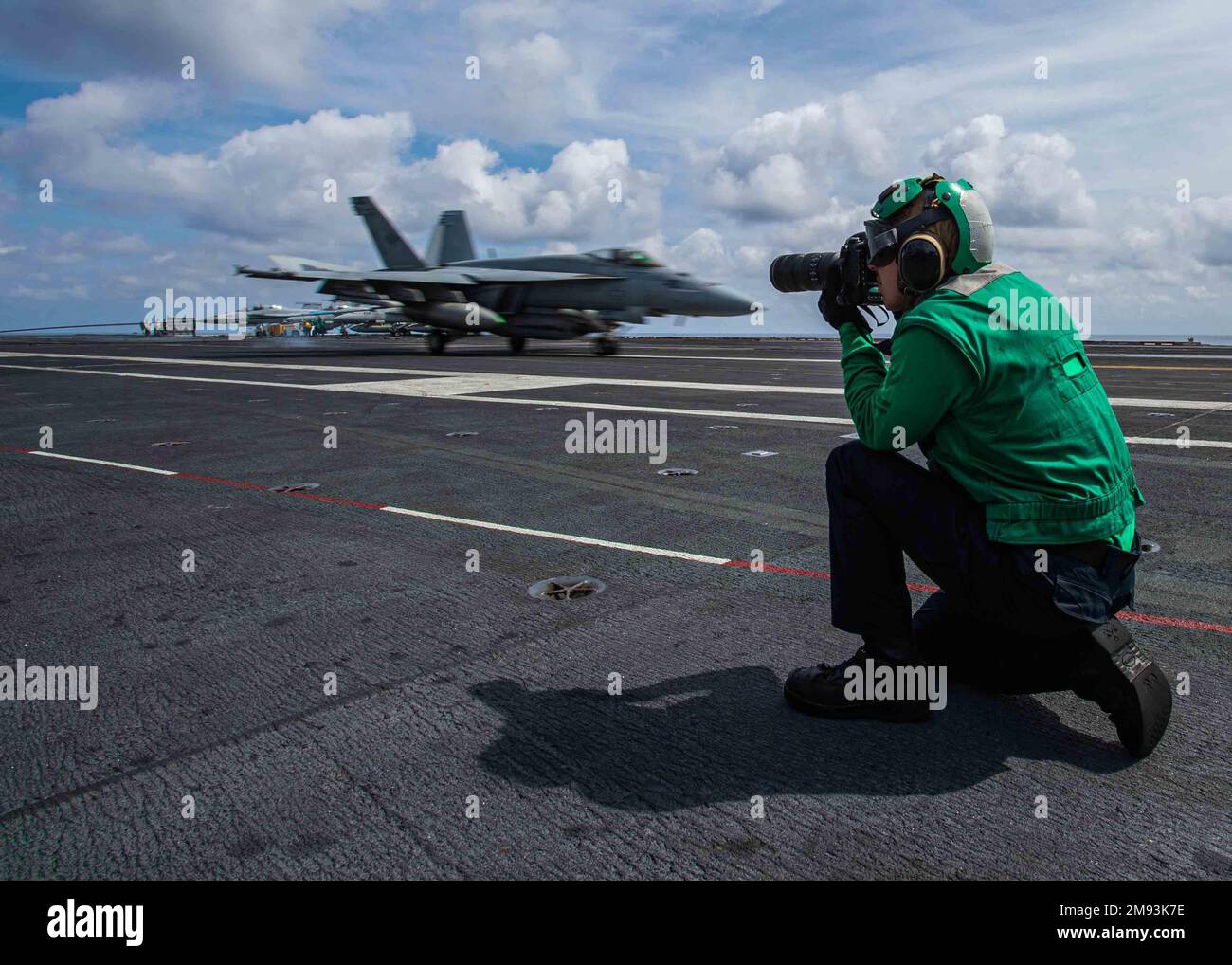 230114-N-MH015-1206 SOUTH CHINA SEA (Jan. 14, 2023) U.S. Navy Mass ...