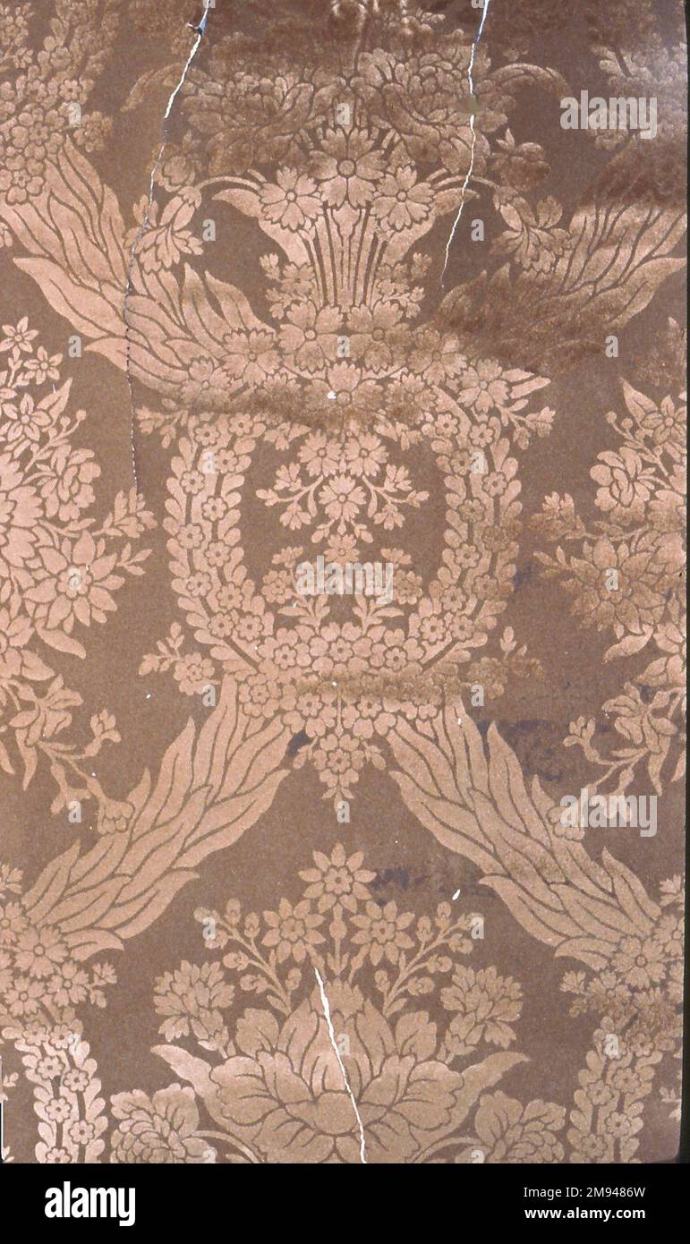 Wallpaper , ca. 1900. Paper, 19 x 34 1/2 in. (48.2 x 87.0 cm ...