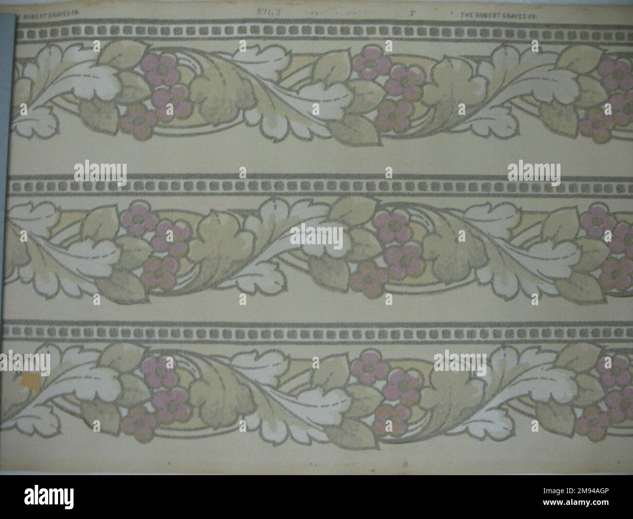 Decorative border 20th century hi-res stock photography and images - Alamy