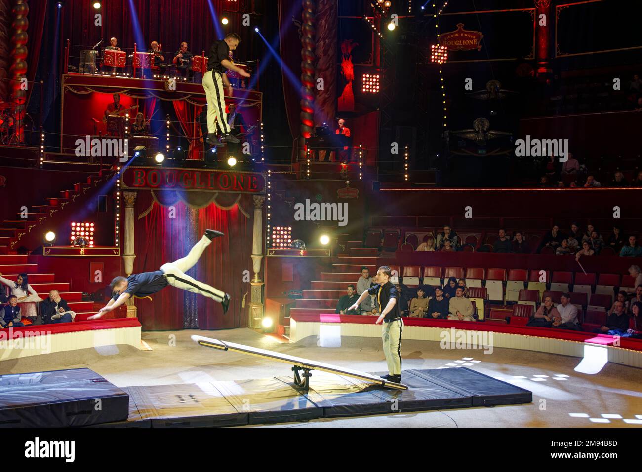 Paris, France. 15th Janv, 2023. The Jump'n'Roll band at the Korean board performs during Cirque ...