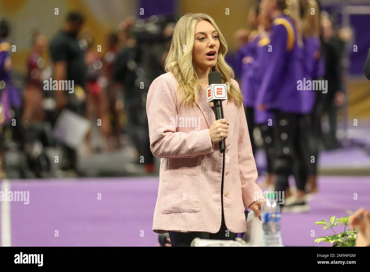Baton Rouge, LA, USA. 16th Jan, 2023. ESPN reporter Samantha Peszek ...