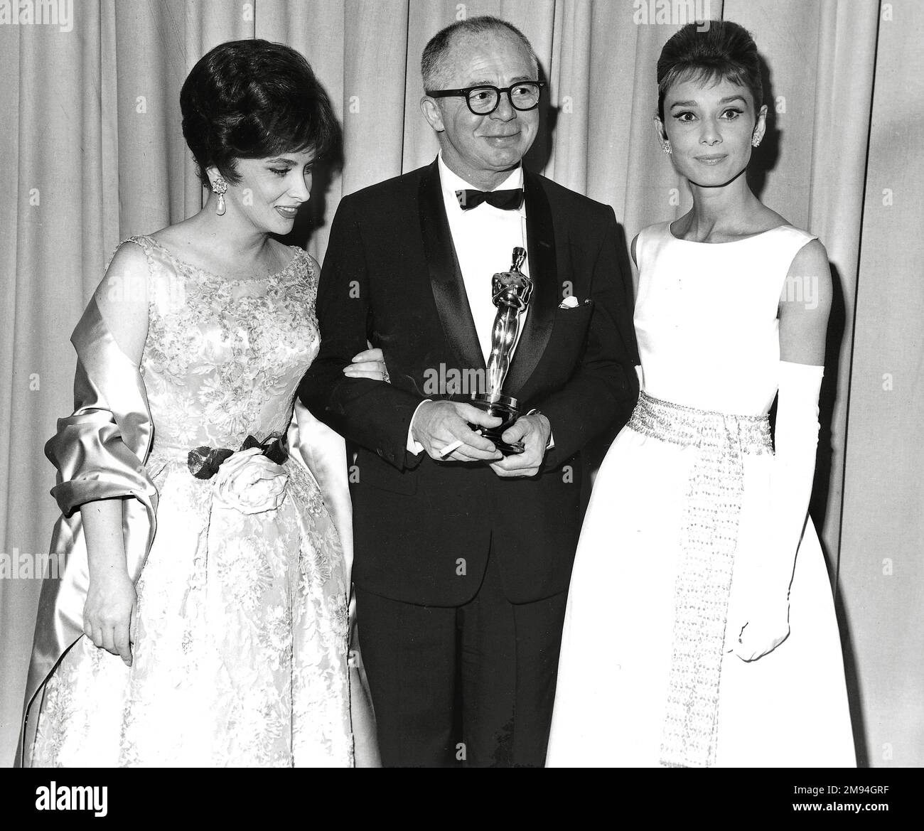 Billy wilder audrey hepburn hi-res stock photography and images - Alamy