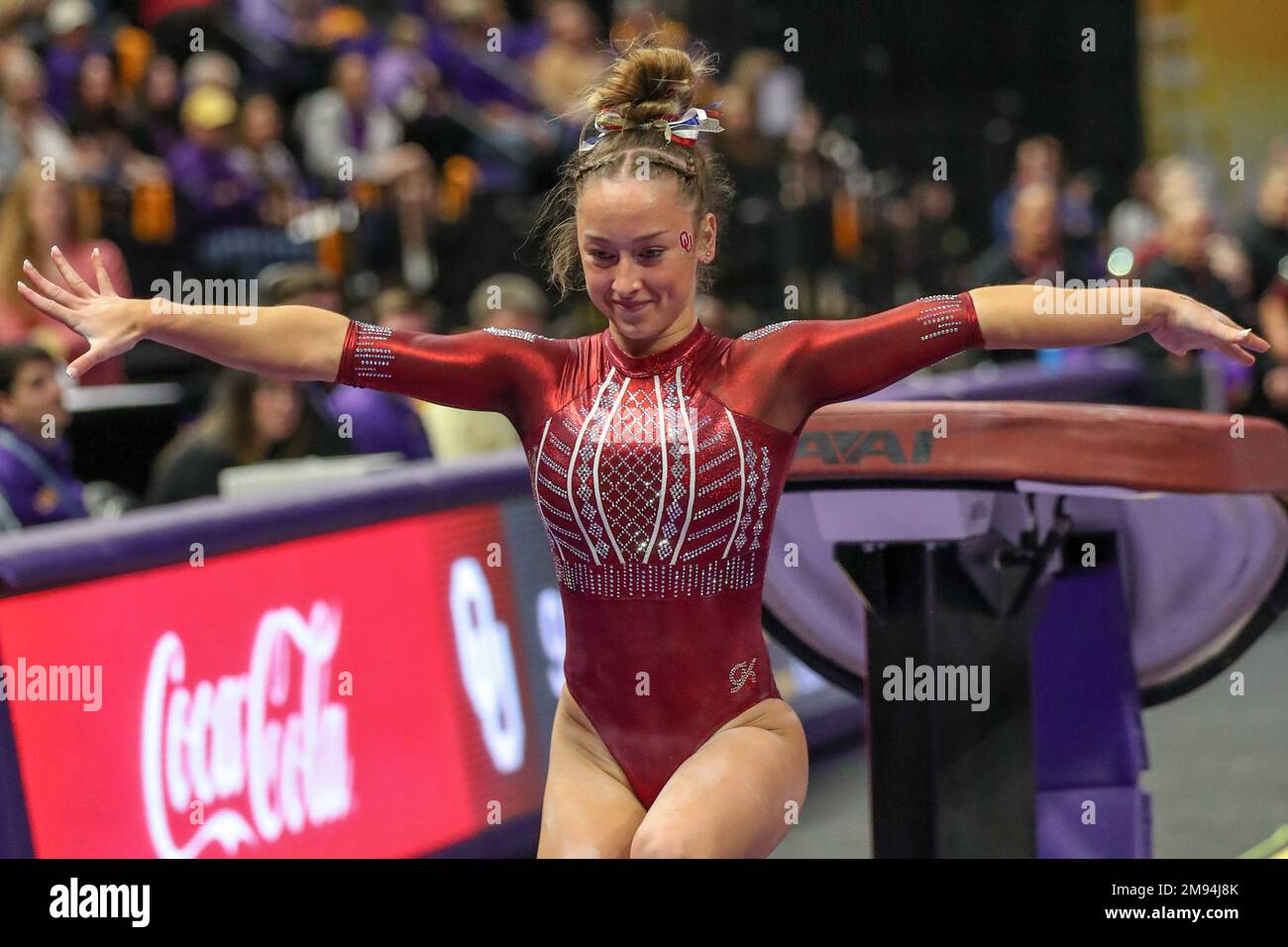 Baton Rouge, LA, USA. 16th Jan, 2023. Oklahoma's Audrey Davis lands her ...