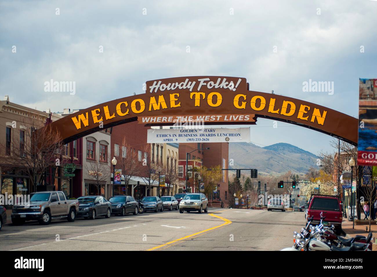 "Welcome to Golden" sign in downtown Golden, Colorado Stock Photo - Alamy