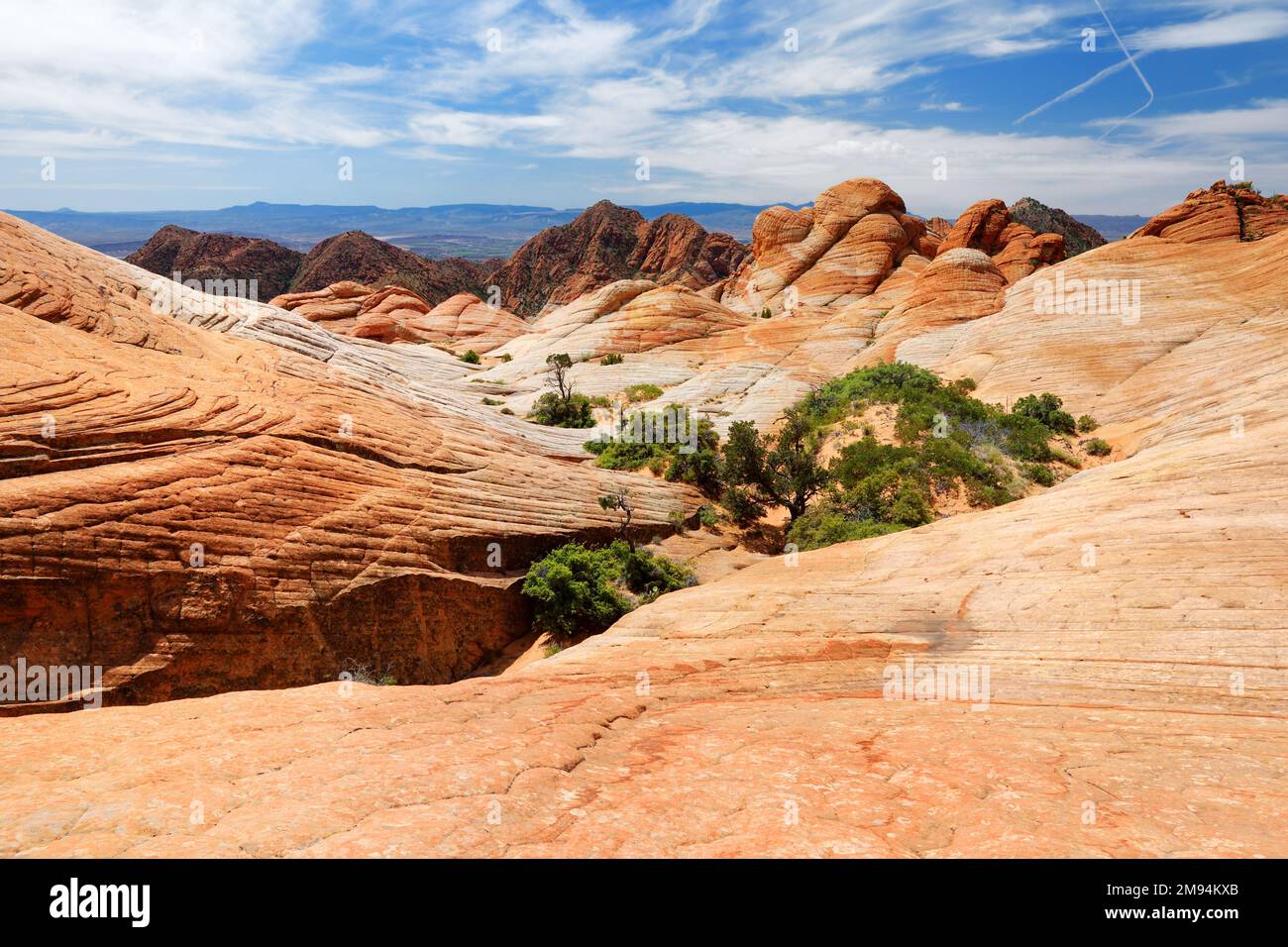 Scenic view of marvelous red and white sandstone formations of Yant ...