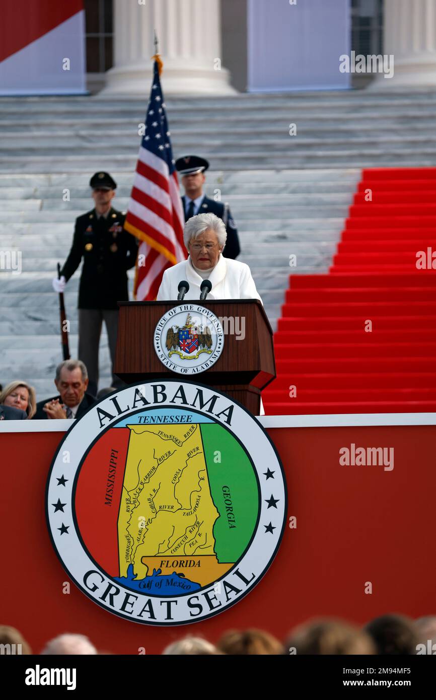 Governor Kay Ivey speaks after she is sworn in as the 54th Governor of ...