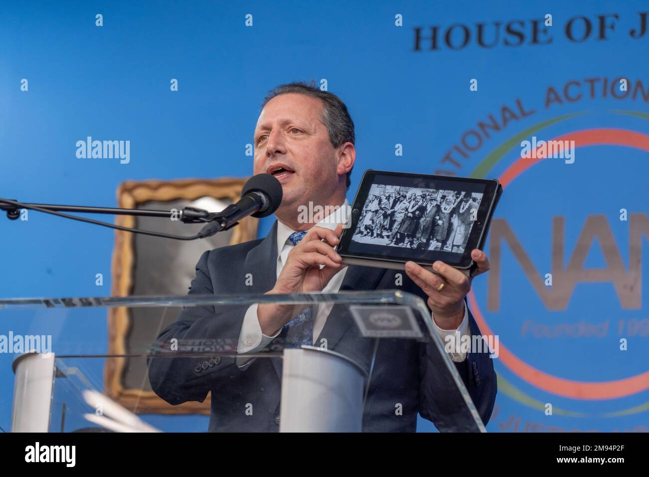 NEW YORK, NY - JANUARY 16: New York City Comptroller Brad Lander speaks ...