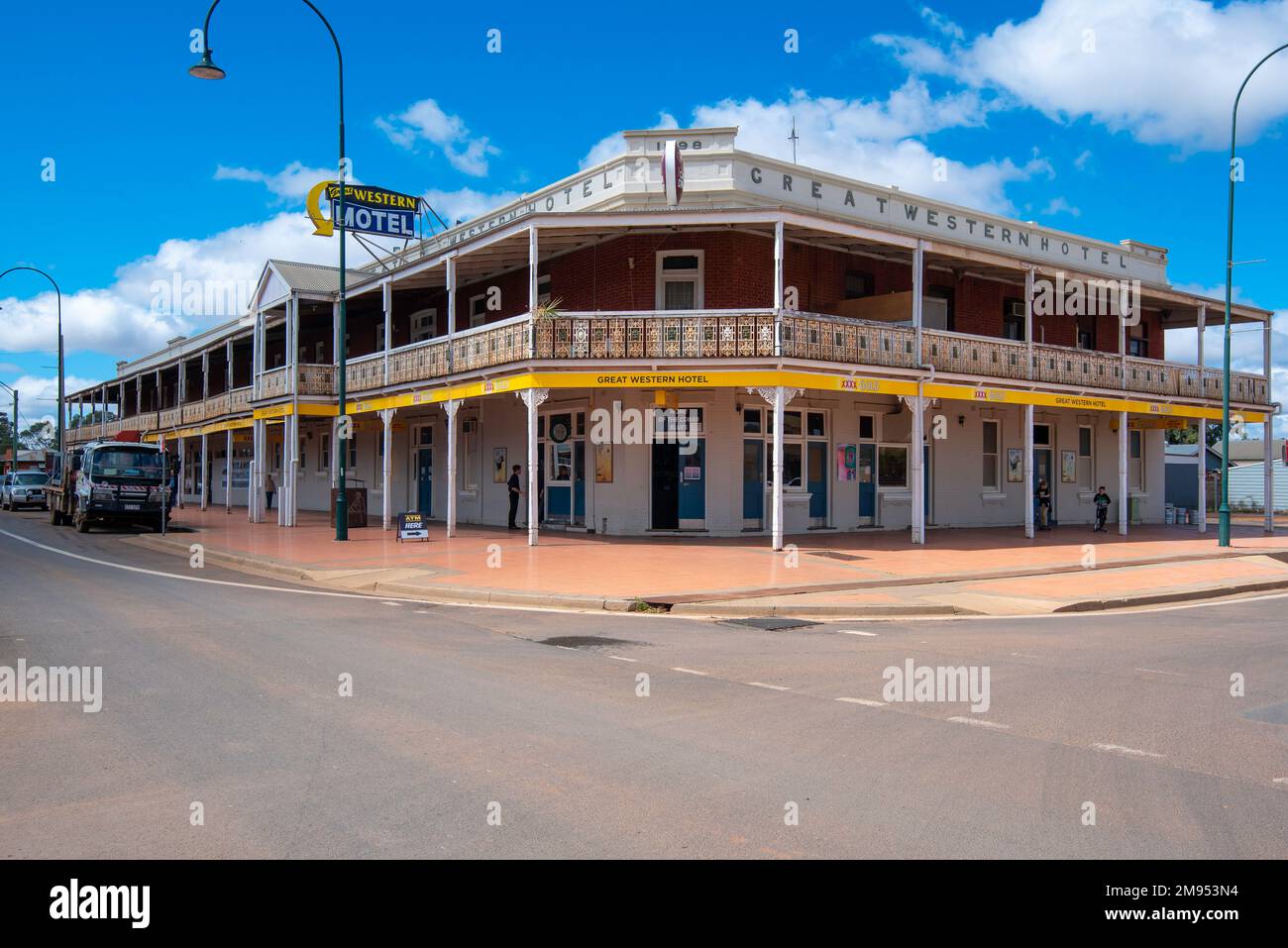 The heritage listed Victorian filigree style, Great Western Hotel Cobar ...