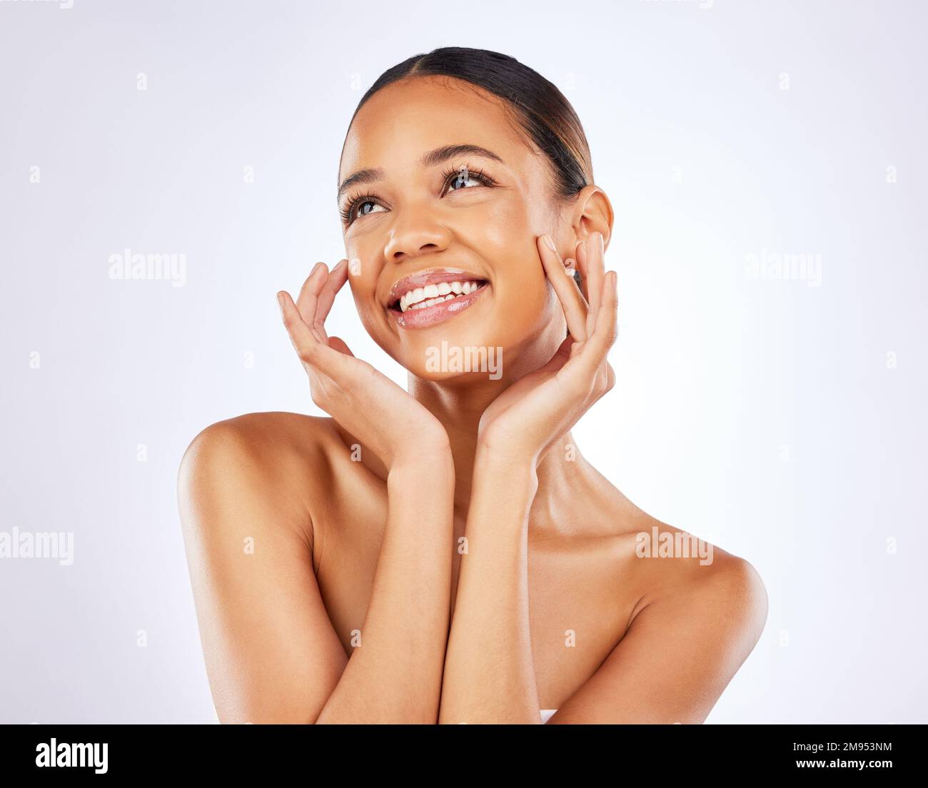 Beautiful young woman exudes hi-res stock photography and images - Alamy