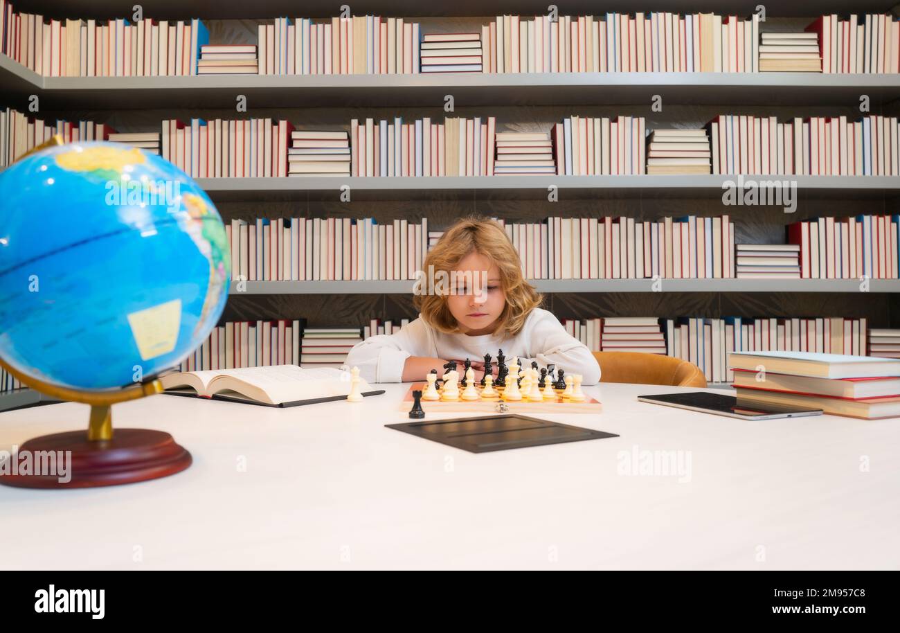 Little kid chessman play chess game, checkmate Stock Photo - Alamy