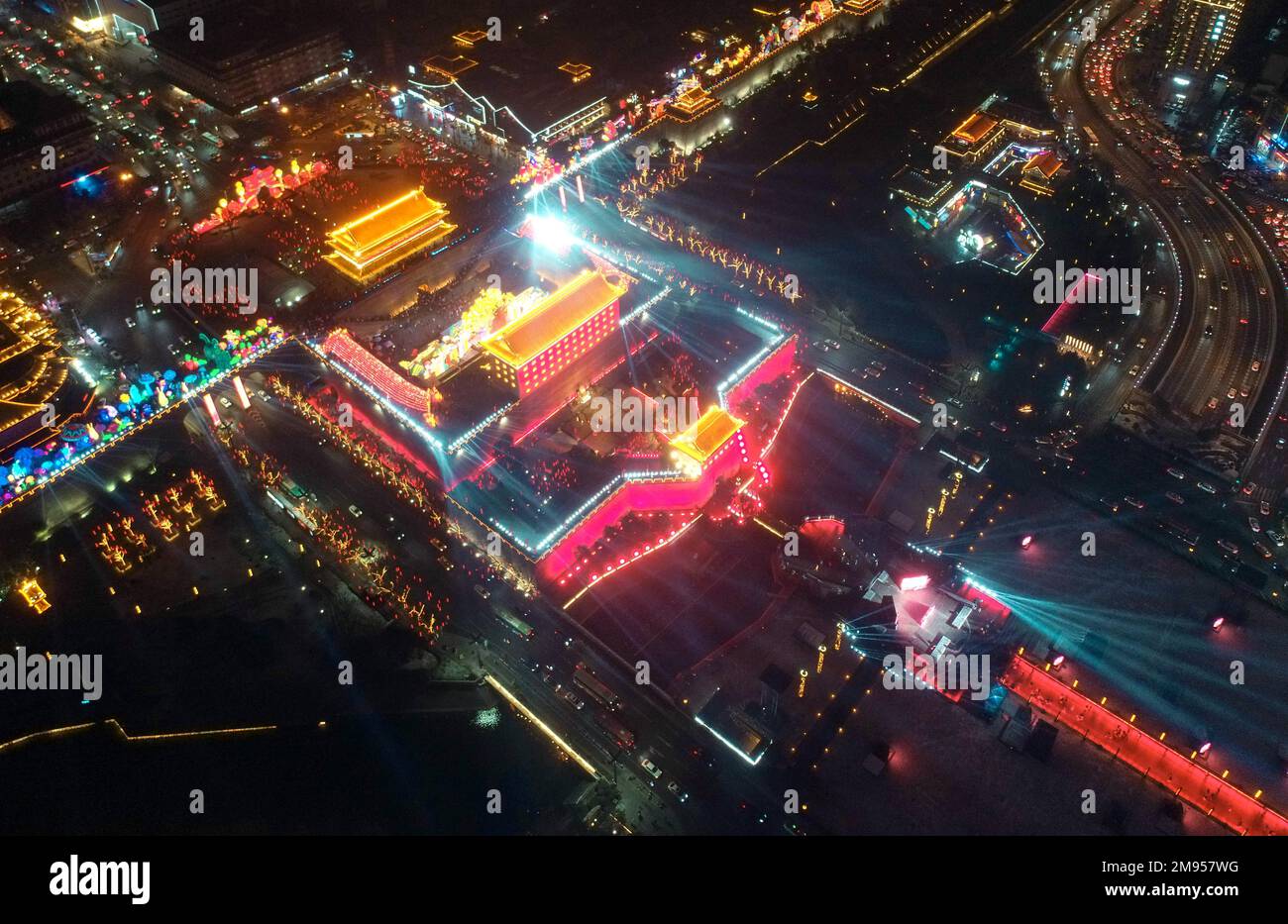 Aerial photo shows Xi'an City Wall Lantern Festival opened in Xi'an ...