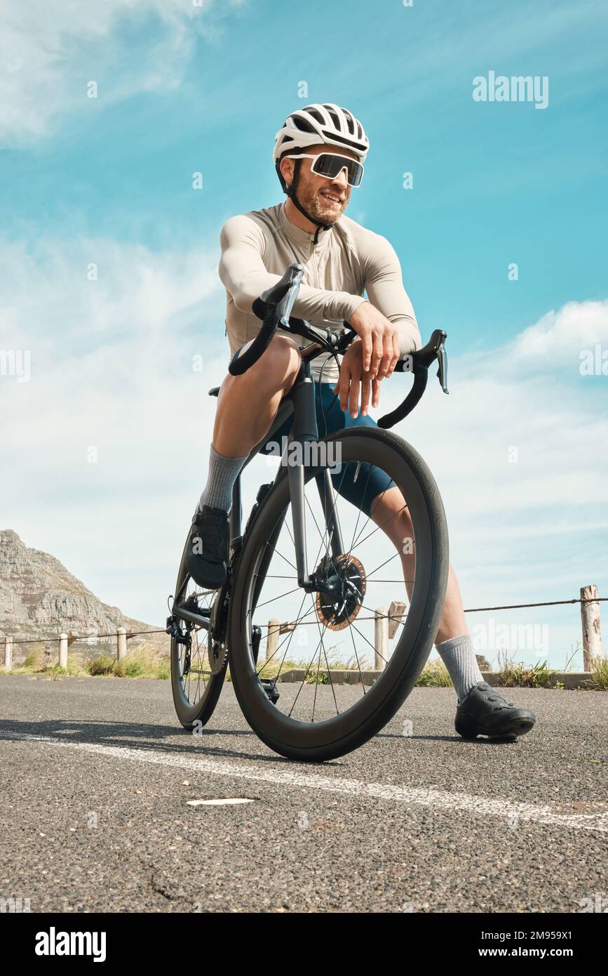 Rest break cycling hi-res stock photography and images - Alamy