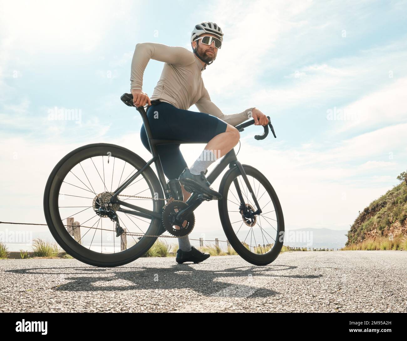 Content views hi-res stock photography and images - Alamy