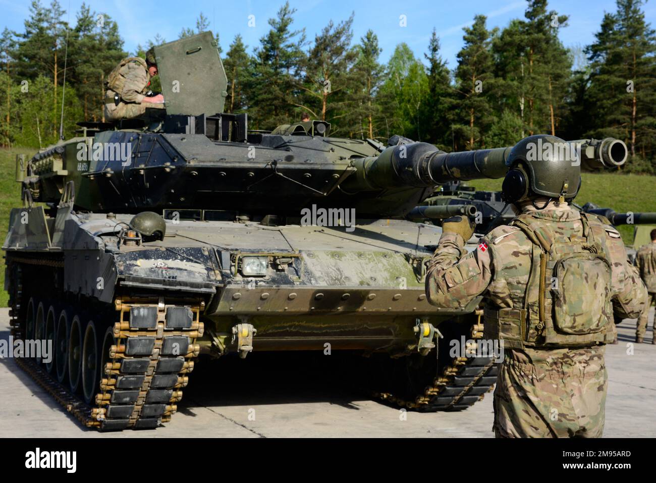 Leopard 2 danish tank hi-res stock photography and images - Alamy