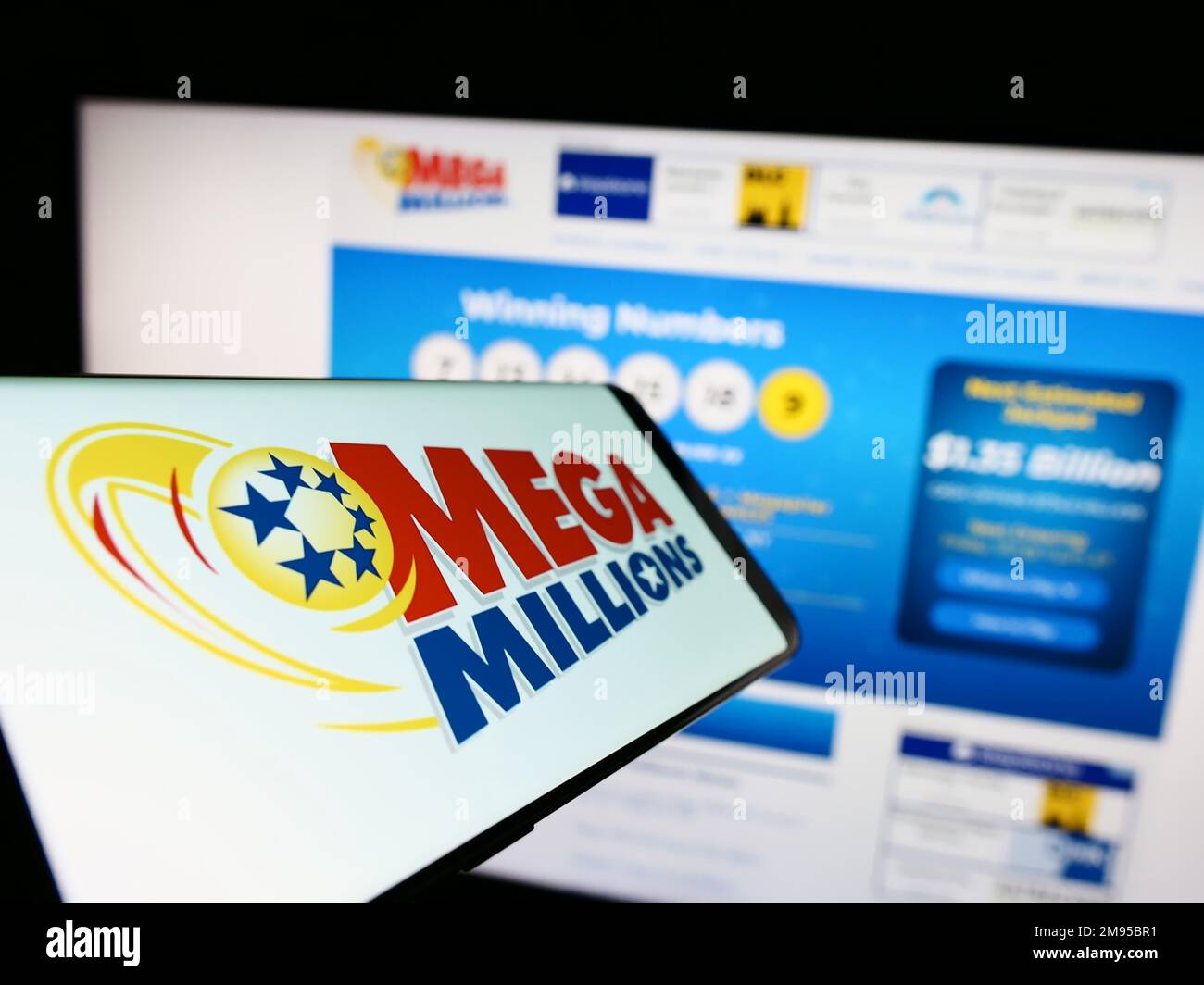 Mega mobile hi-res stock photography and images - Alamy