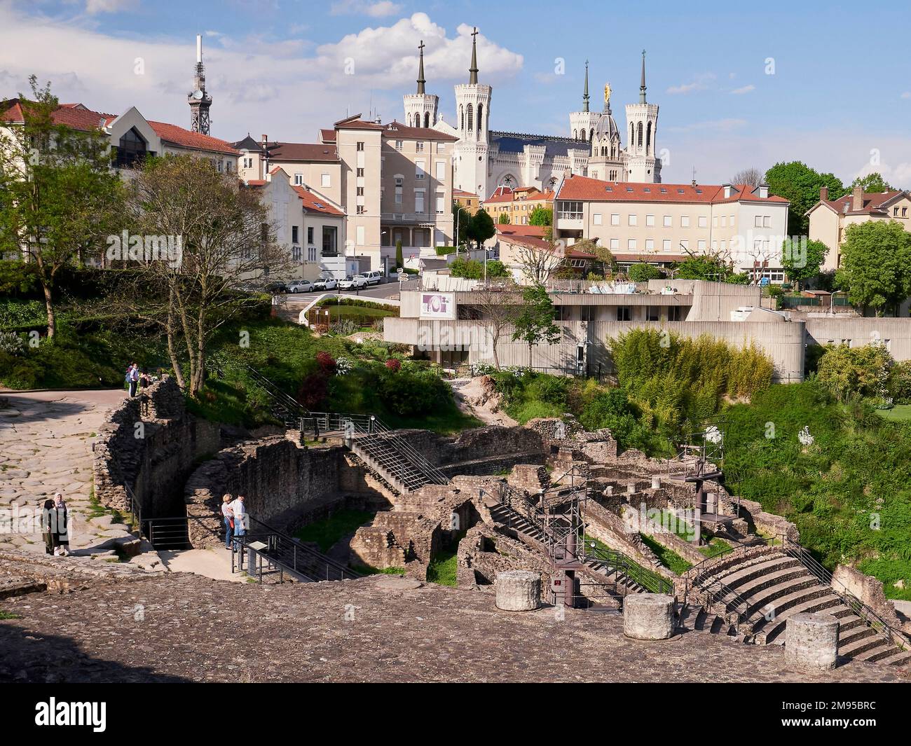 Lyon monuments hi-res stock photography and images - Alamy