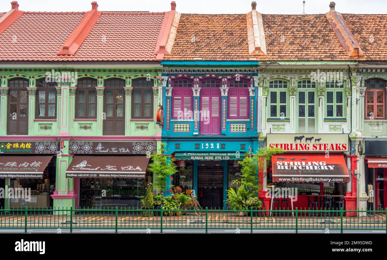 Singapore shophouse restaurant hi-res stock photography and images - Alamy