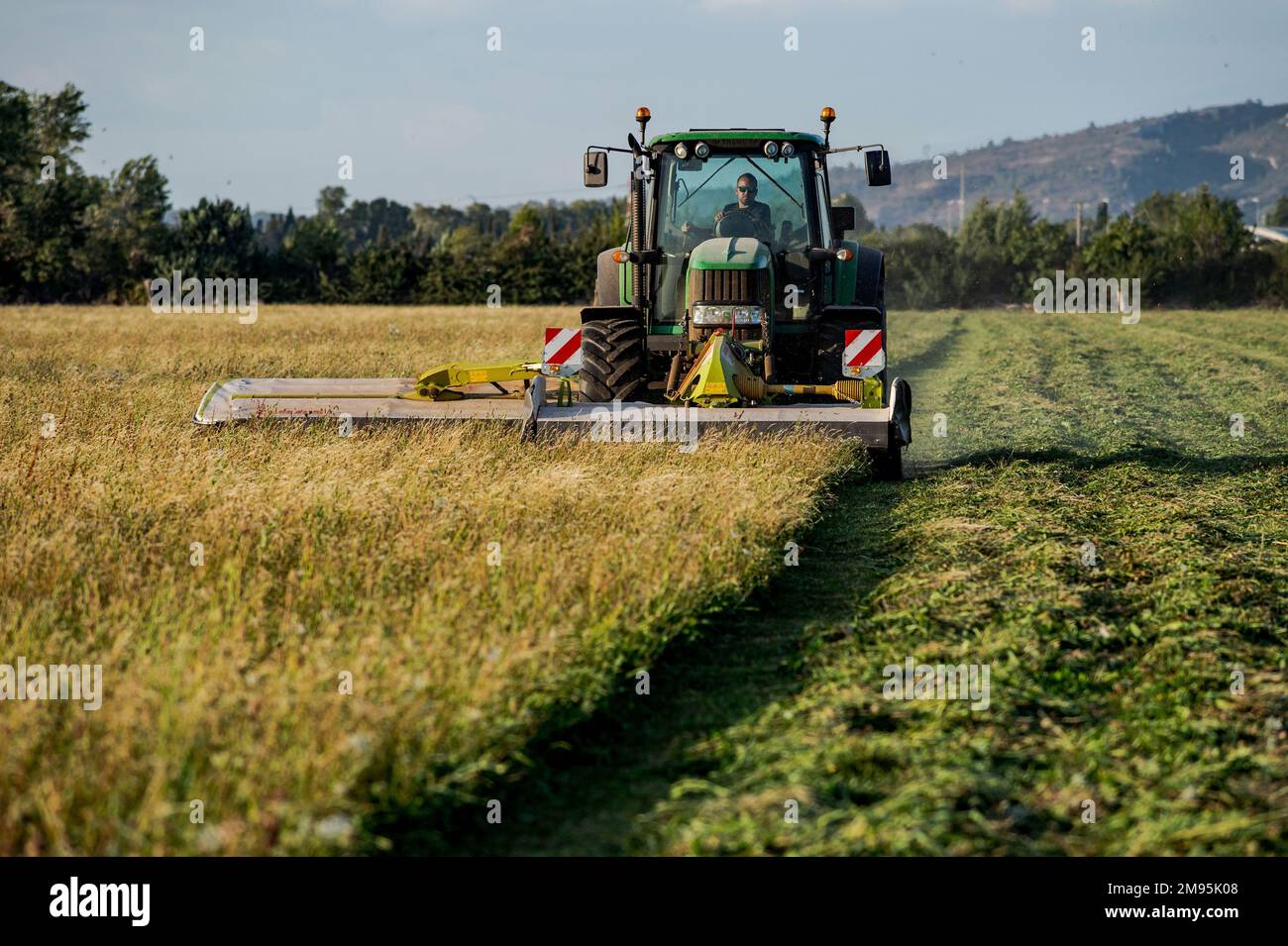 Grans (south-eastern France): mechanized harvesting of Crau hay with a ...