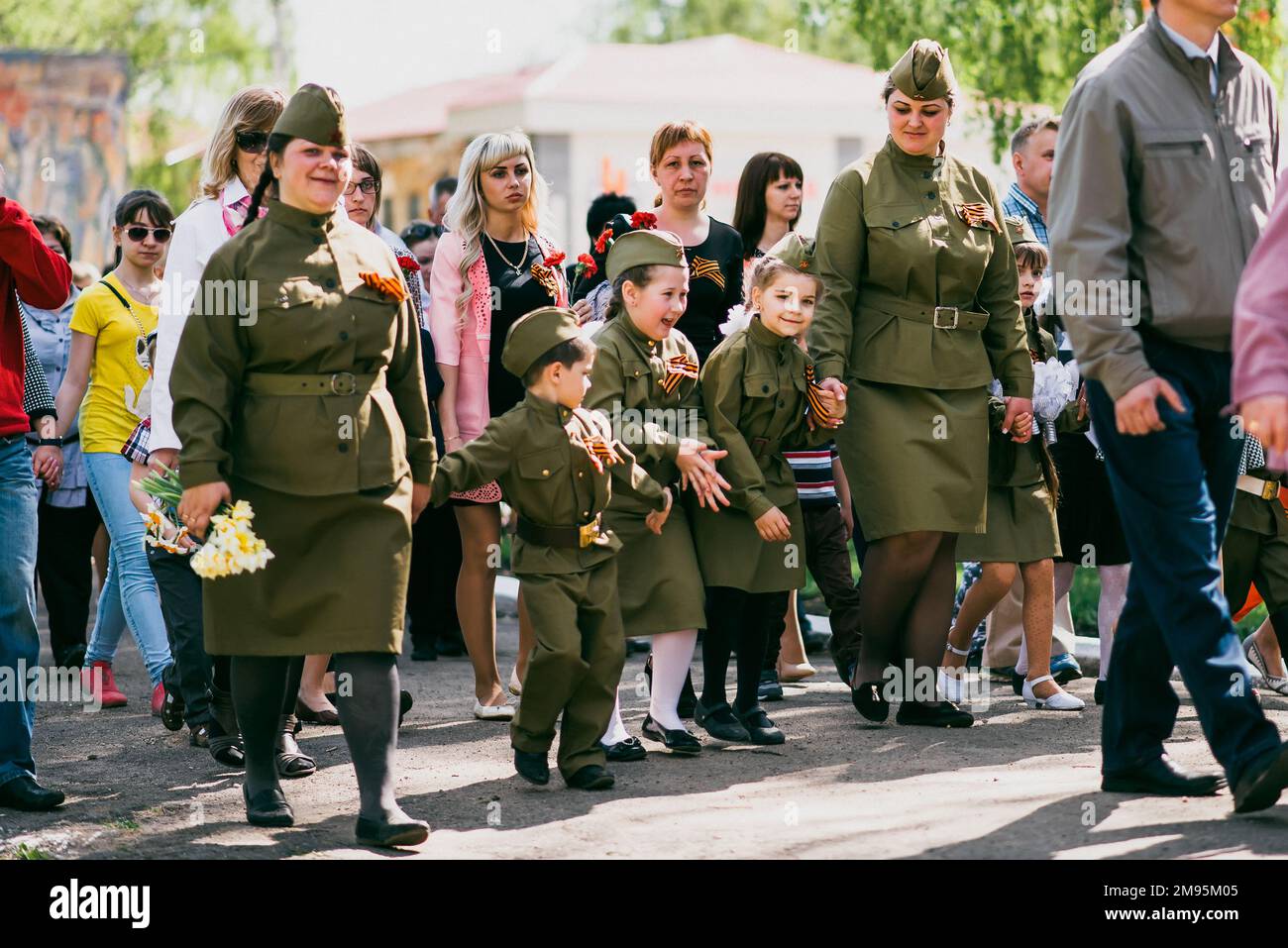 VICHUGA, RUSSIA - MAY 9, 2016: The children in uniform at the parade in ...