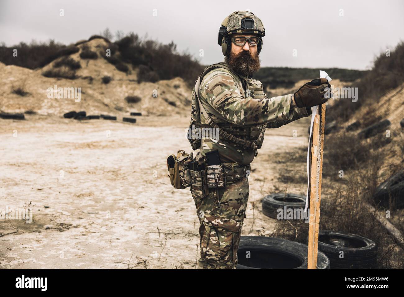 Combat training armed forces hi-res stock photography and images - Alamy