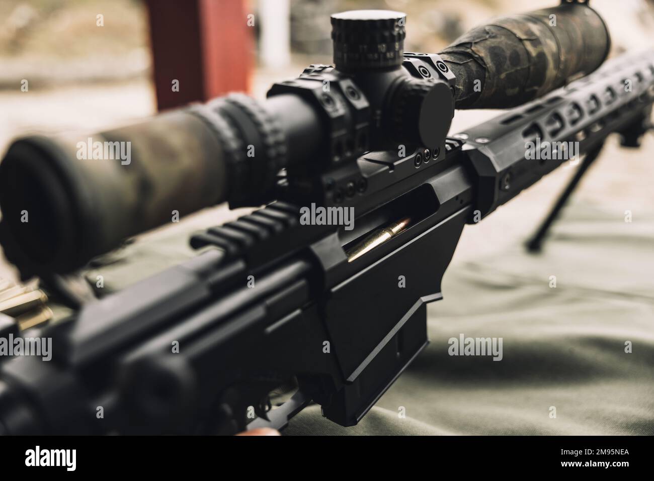 Close up picture of an optical rifle Stock Photo - Alamy
