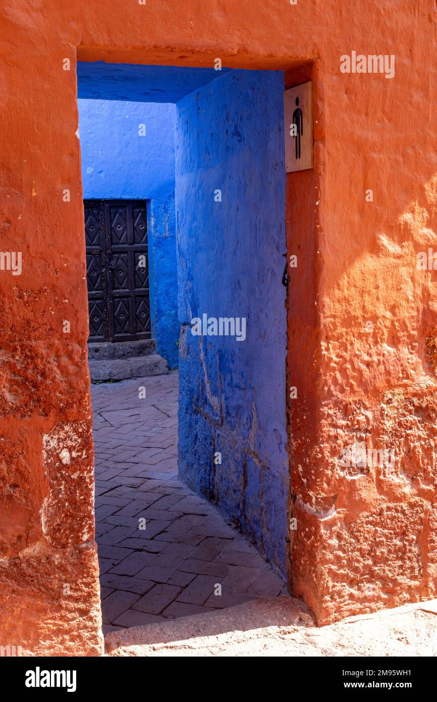 Colorful entrance to old mansion Stock Photo - Alamy